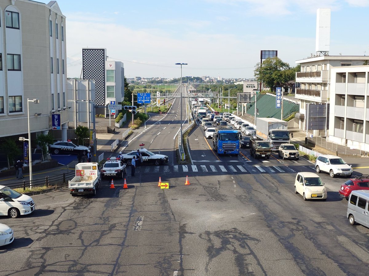 国道6号 通行止め ダンプカーの横転事故 積荷が散乱との情報 取手市新町/我孫子市 大利根橋｜事故・災害 - Yahoo!リアルタイム検索